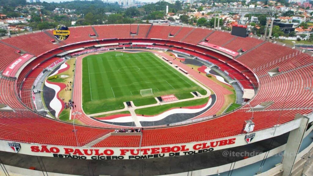 Quando foi inaugurado o estádio do Morumbi?